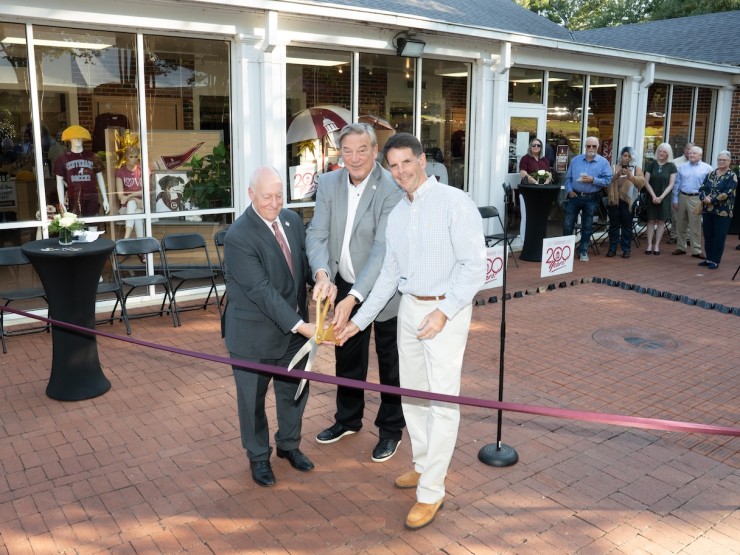 Centenary dedicates newly engraved bricks | Centenary College of Louisiana