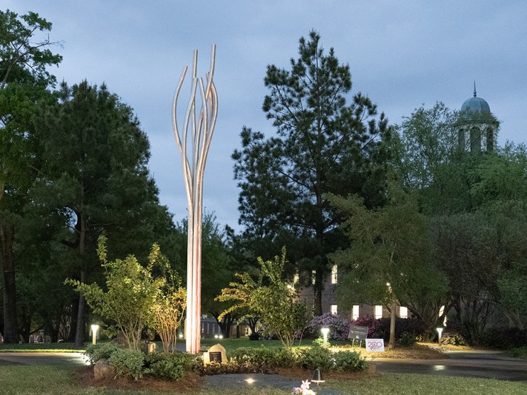 ‘Centenary Spirit’ sculpture unveiled to honor college’s bicentennial ...